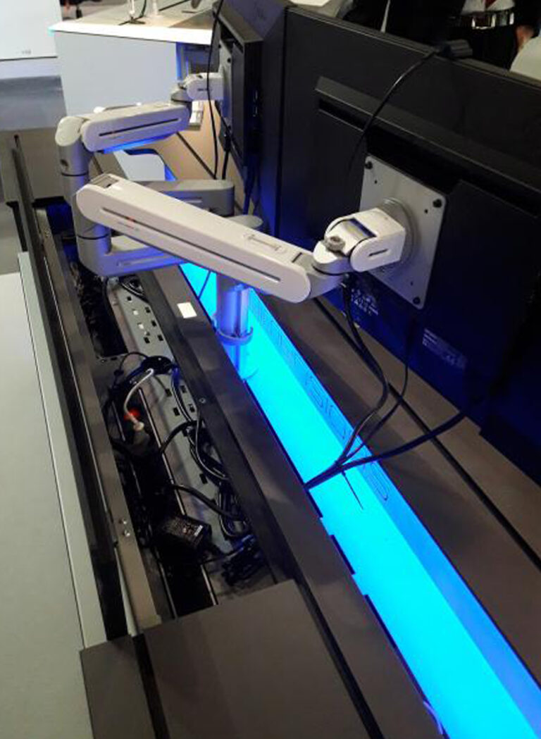 Lan Console v2